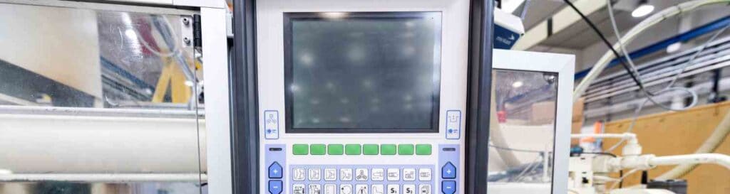 Automation and robots in injection moulding